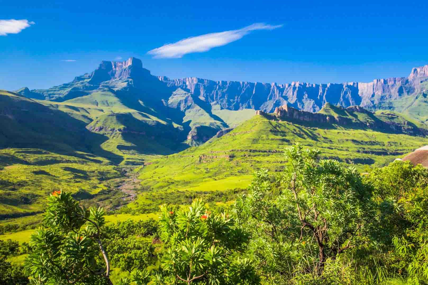Drakensberg Mountains Travel Map - Greater Kruger